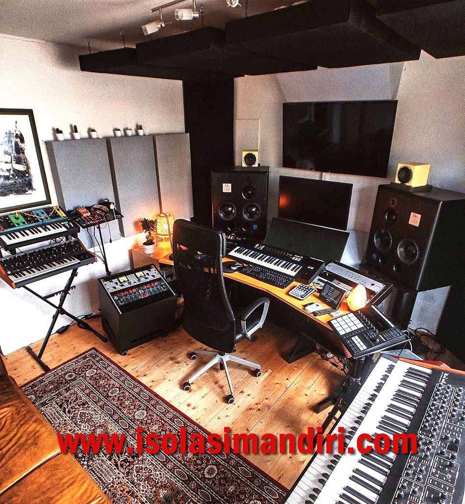 Hidup Lebih Semangat Dengan Ruang Musik Entertain 2021 | Peredam Suara ...